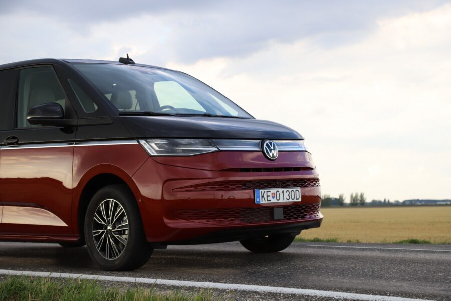 Galéria: Volkswagen Multivan T7 2,0 TSI 150 kW KR Style | Automagazin ...
