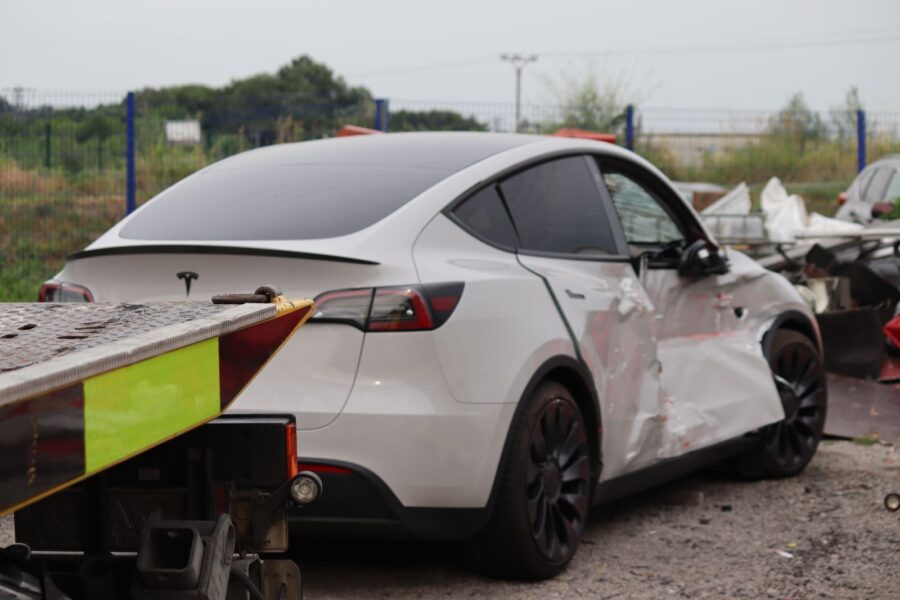 tesla po nehode am02 – Automagazin.sk – Novinky, testy, recenzie